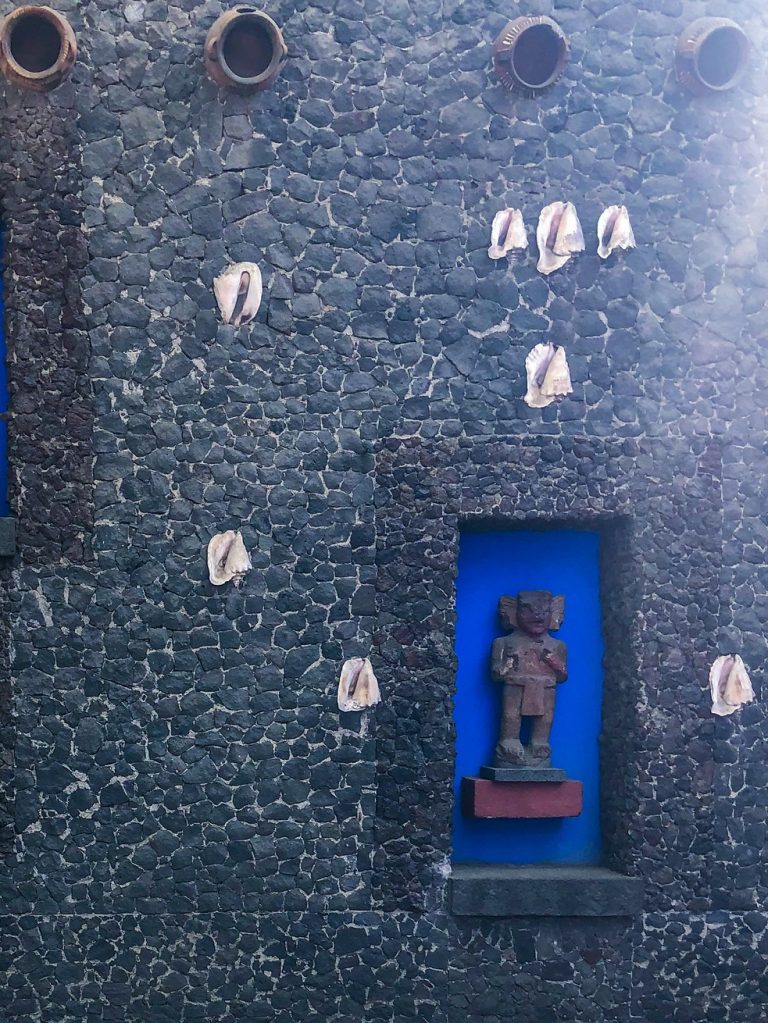 The Ultimate Self-Guided Tour of Frida Kahlo’s Casa Azul Museum - The ...