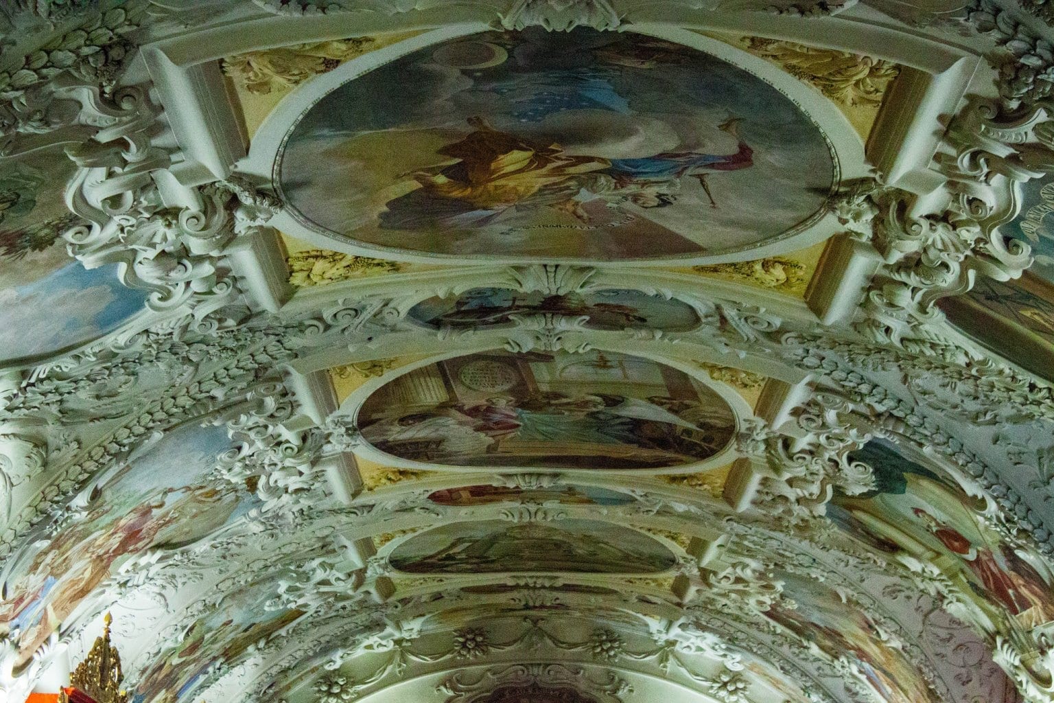 Ultimate Guide to the Secrets inside the stunning Strahov Monastery ...