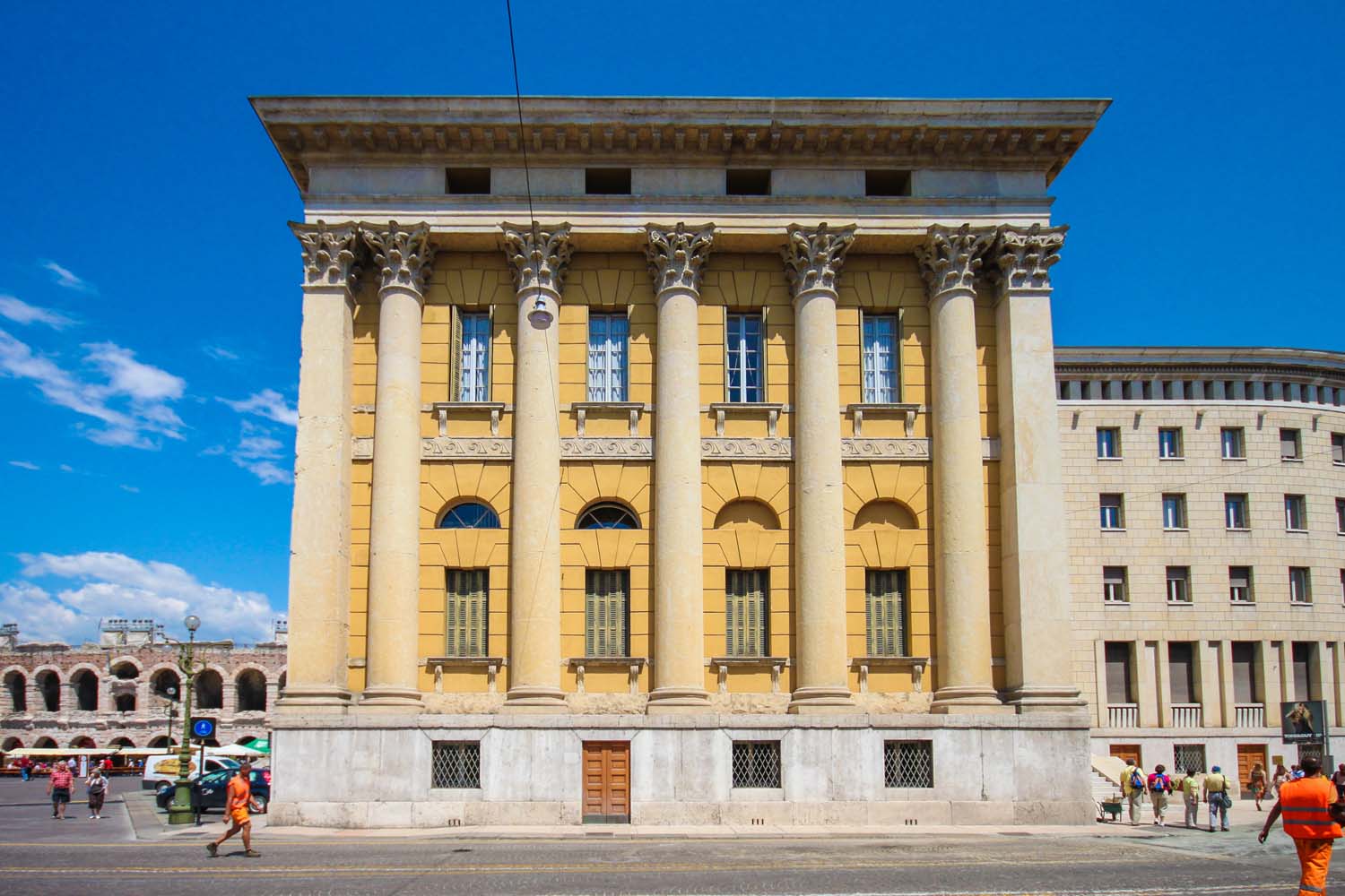 The Ultimate Self-Guided Walking Tour to the Enchanting Streets of ...