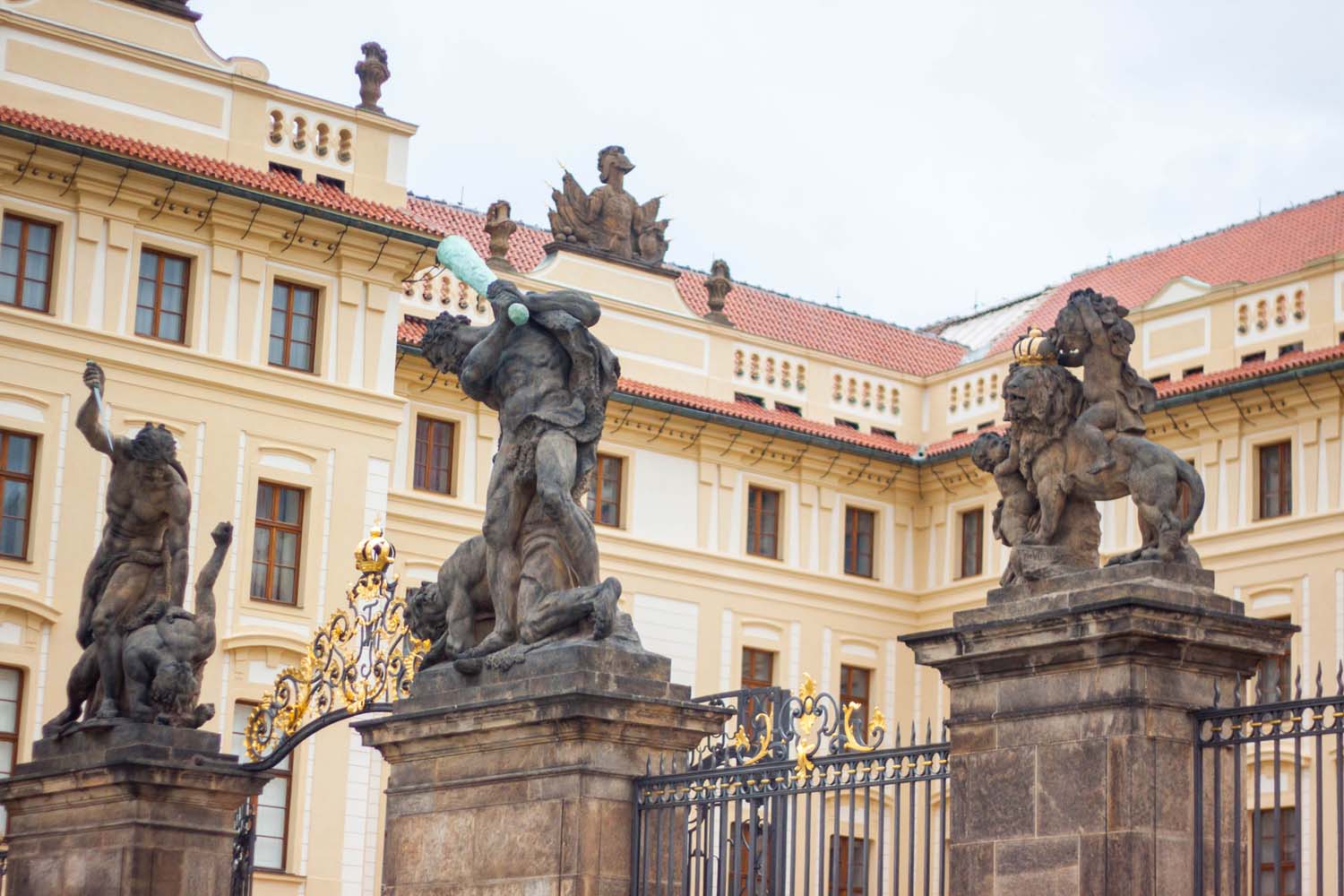Free Self-Guided Walking Tour of Hradčany, Prague’s Castle District ...