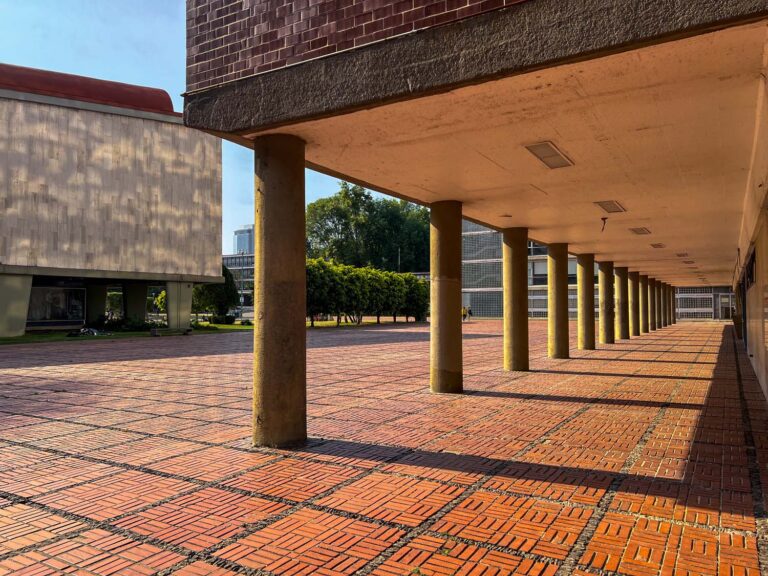 The Ultimate Guide to the Architectural Wonders of UNAM Campus in ...