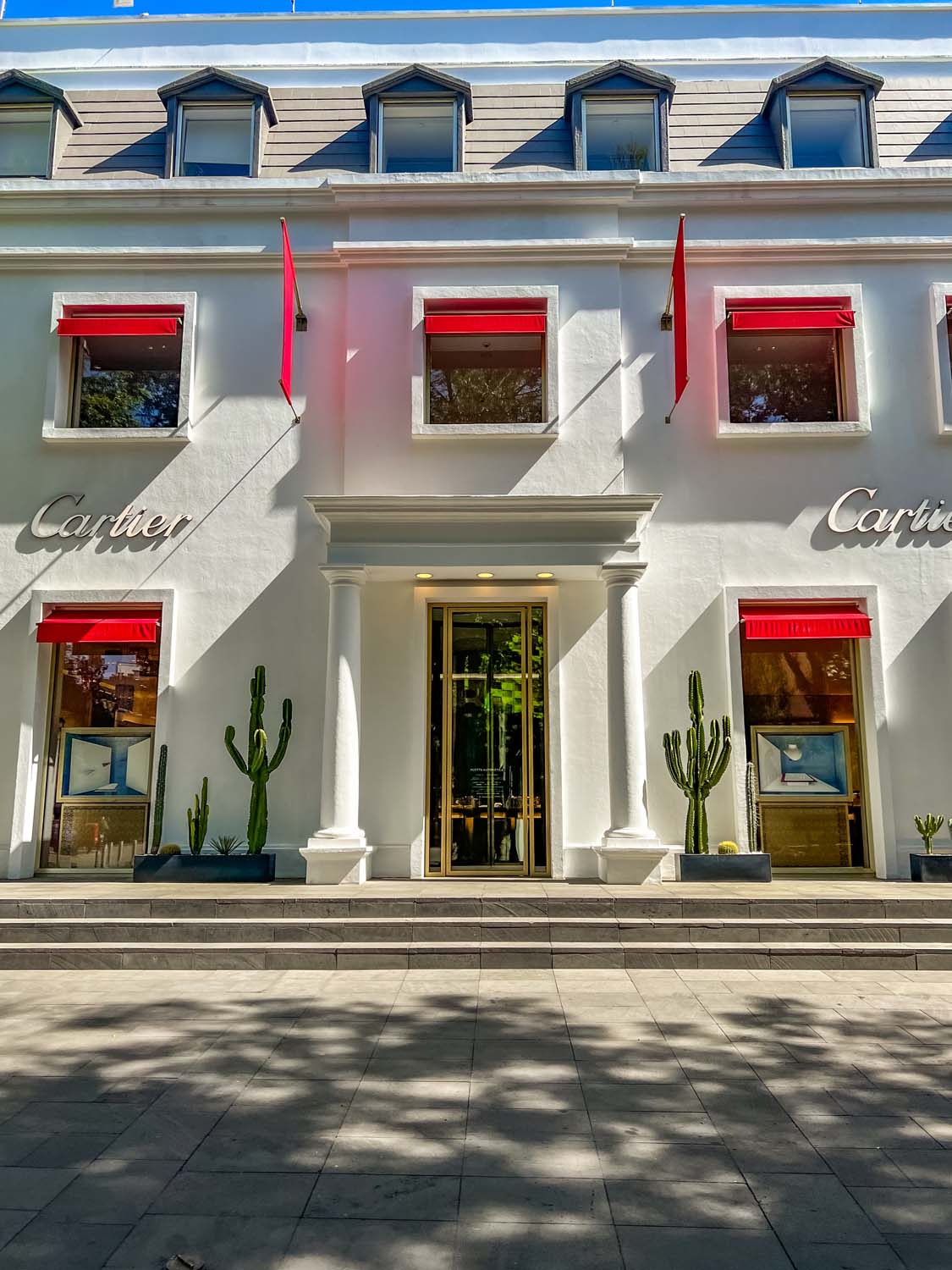 Self Guided Walking Tour of the Upscale Streets of Polanco: The City’s ...