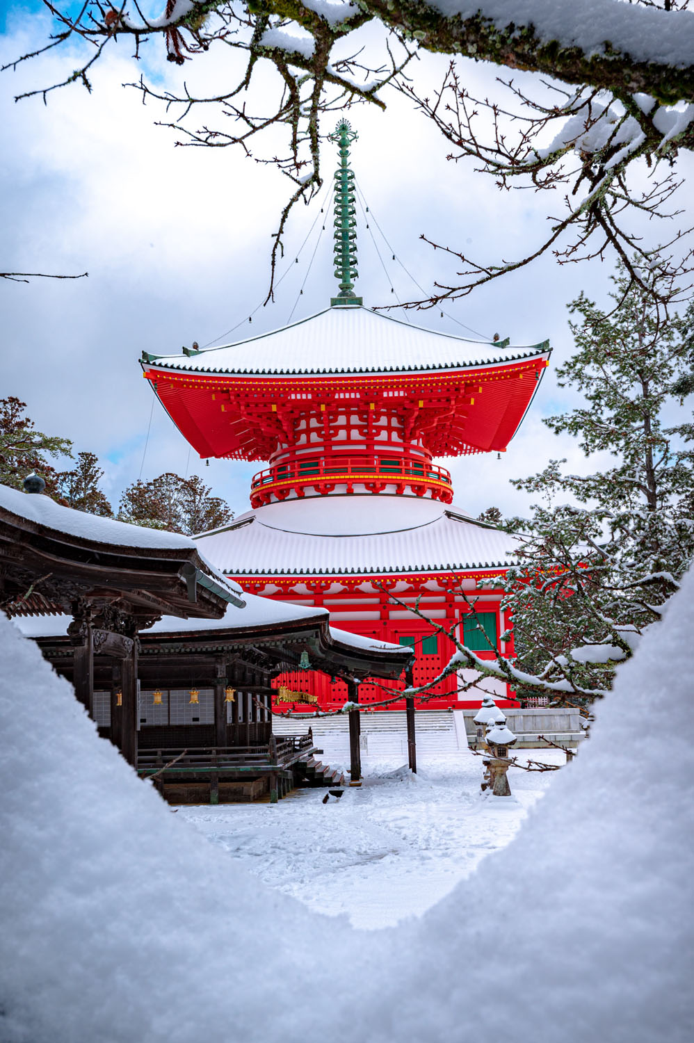A Complete Guide to the Beauty and Diversity of Japan’s Amazing 72 ...