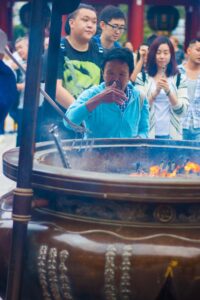 Ultimate Guide to Sensoji Temple in Asakusa, Tokyo Japan - The Creative ...