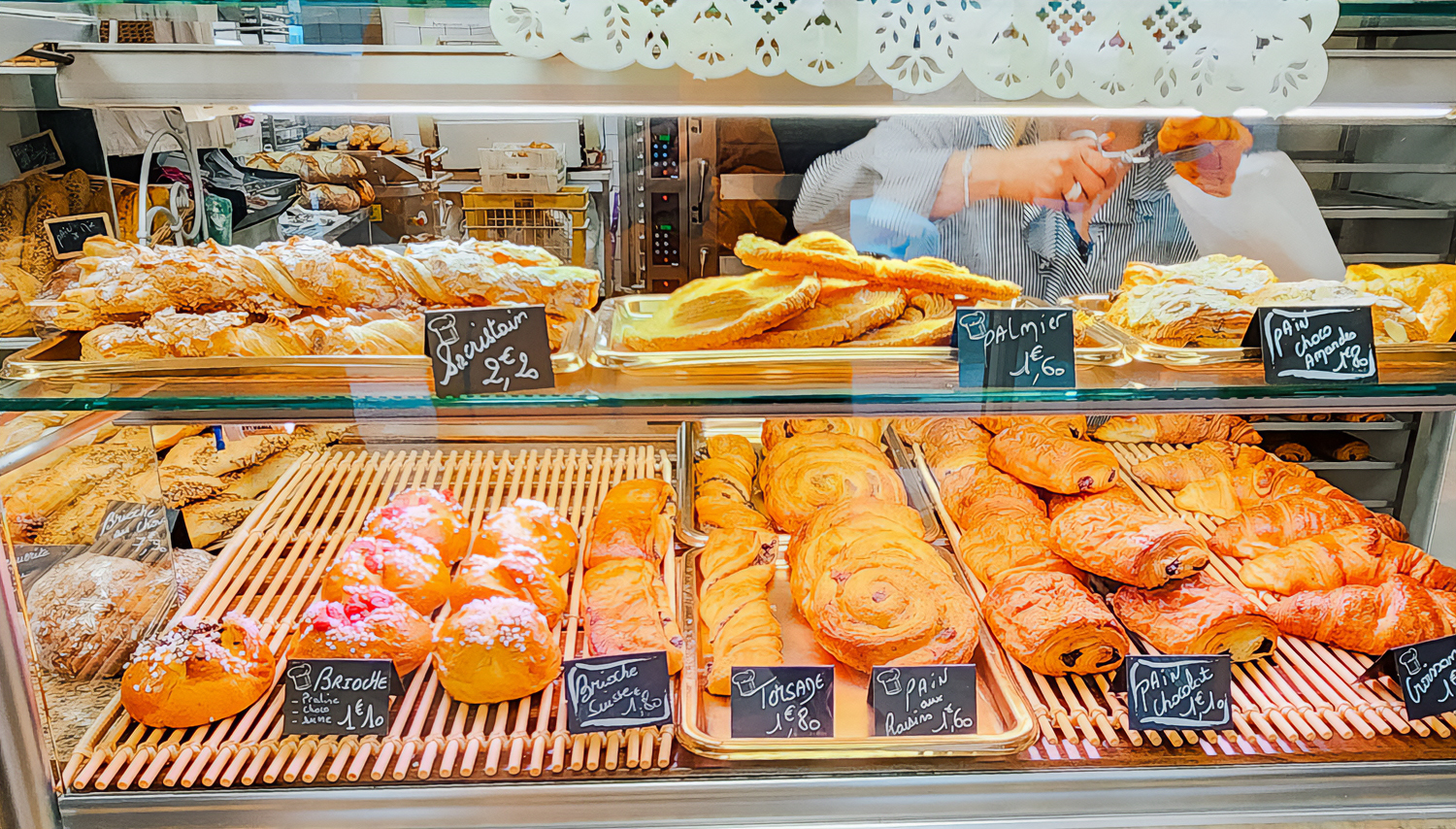 The Ultimate French Bakery Guide, a Boulangerie in Provence - The ...