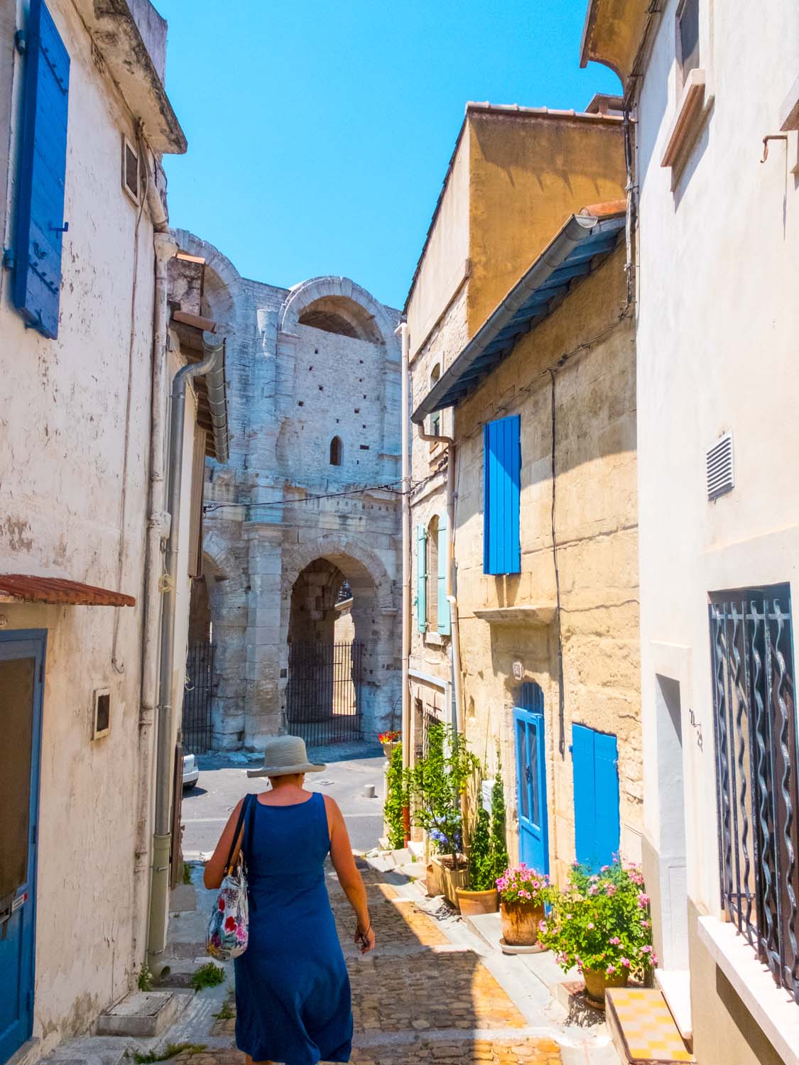 The Ultimate Self-Guided Historical Walking Tour of Ancient Arles - The ...