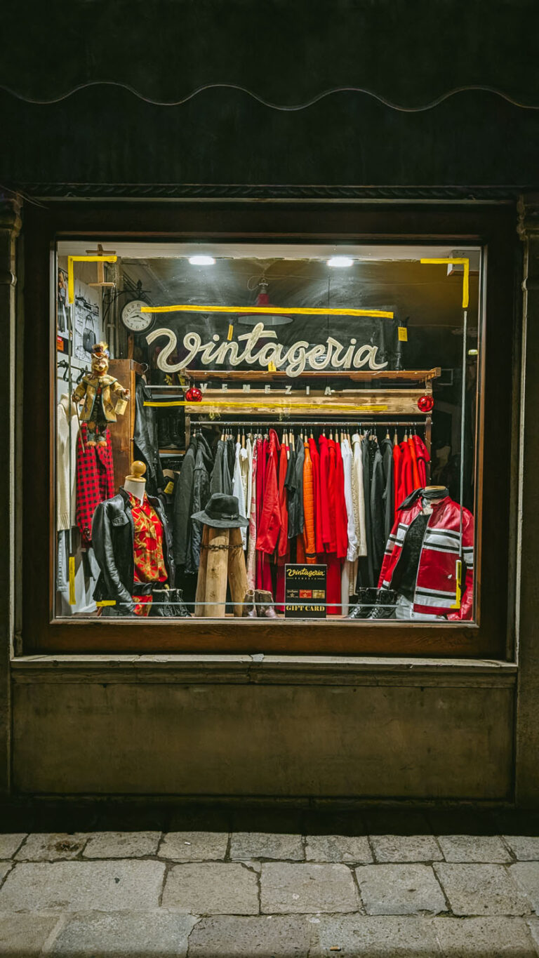 The Best Hidden Shopping Spots in Venice: A Guide to Unique, Non ...